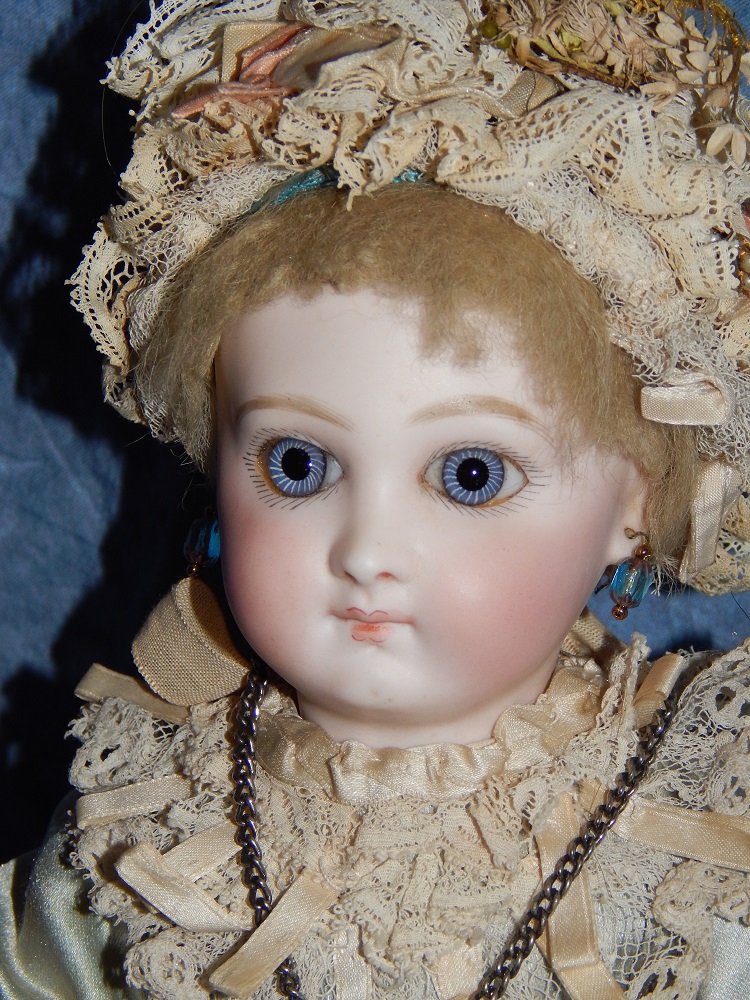 Grandmas Attic Dolls - Page 7