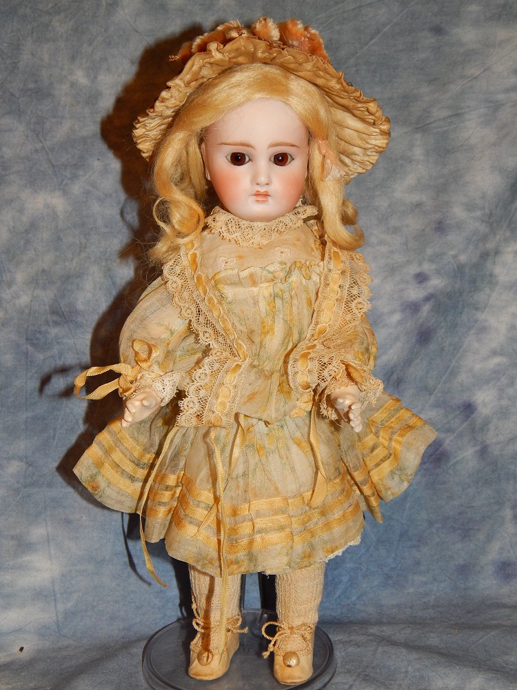 Grandmas Attic Dolls - Page 5